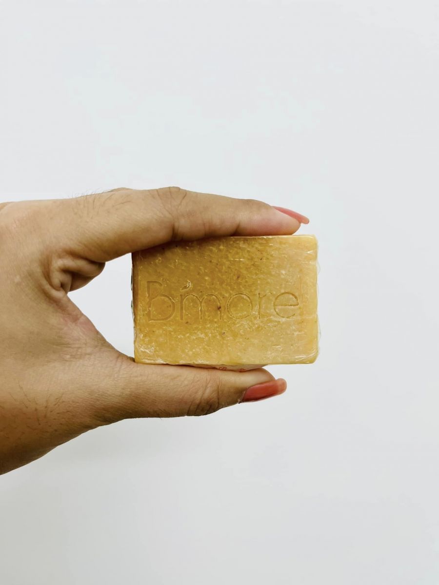 Hết mụn lưng với bánh xà phòng gấc Bimore